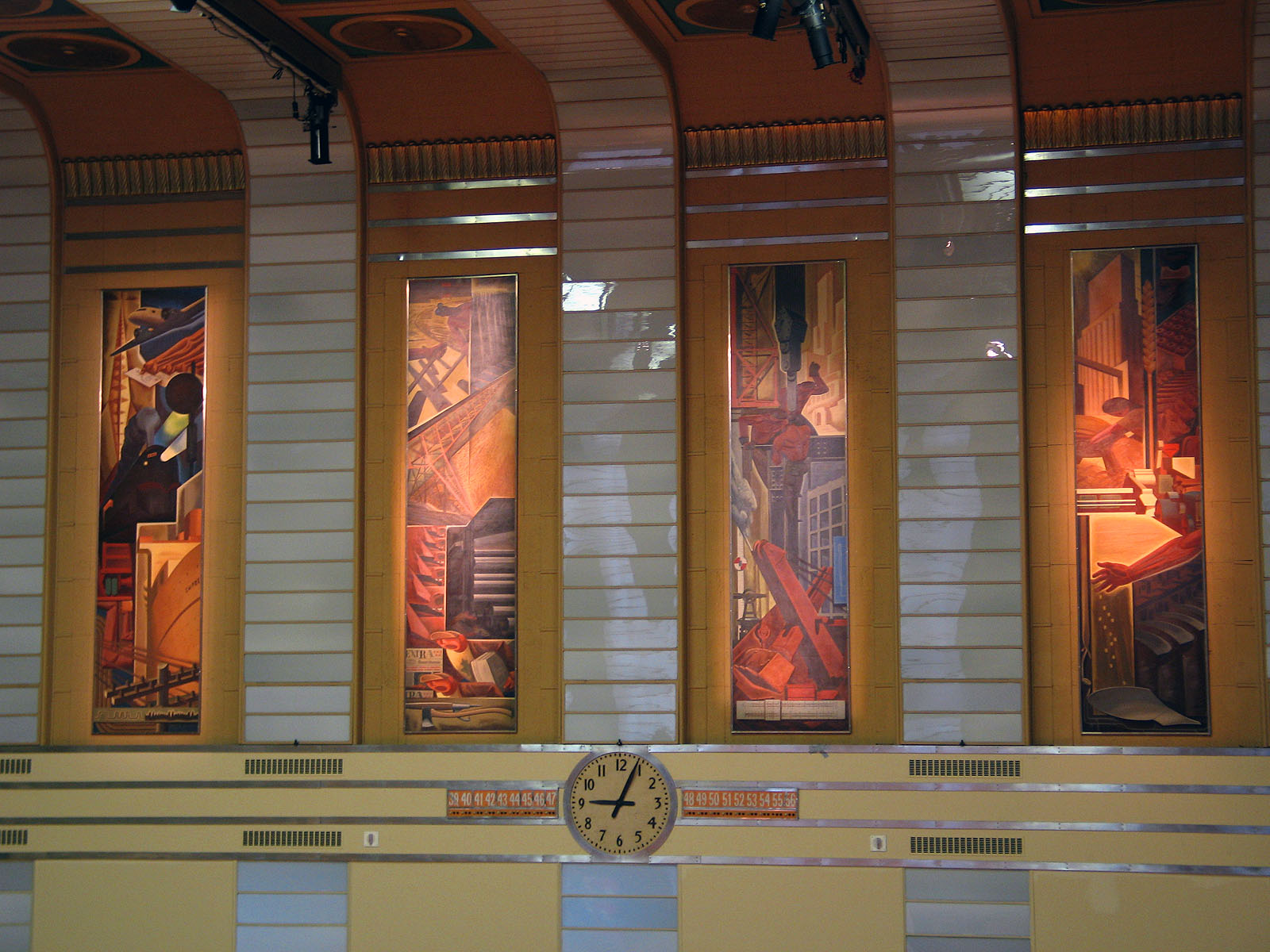 comfort murals – Canadian Art Junkie